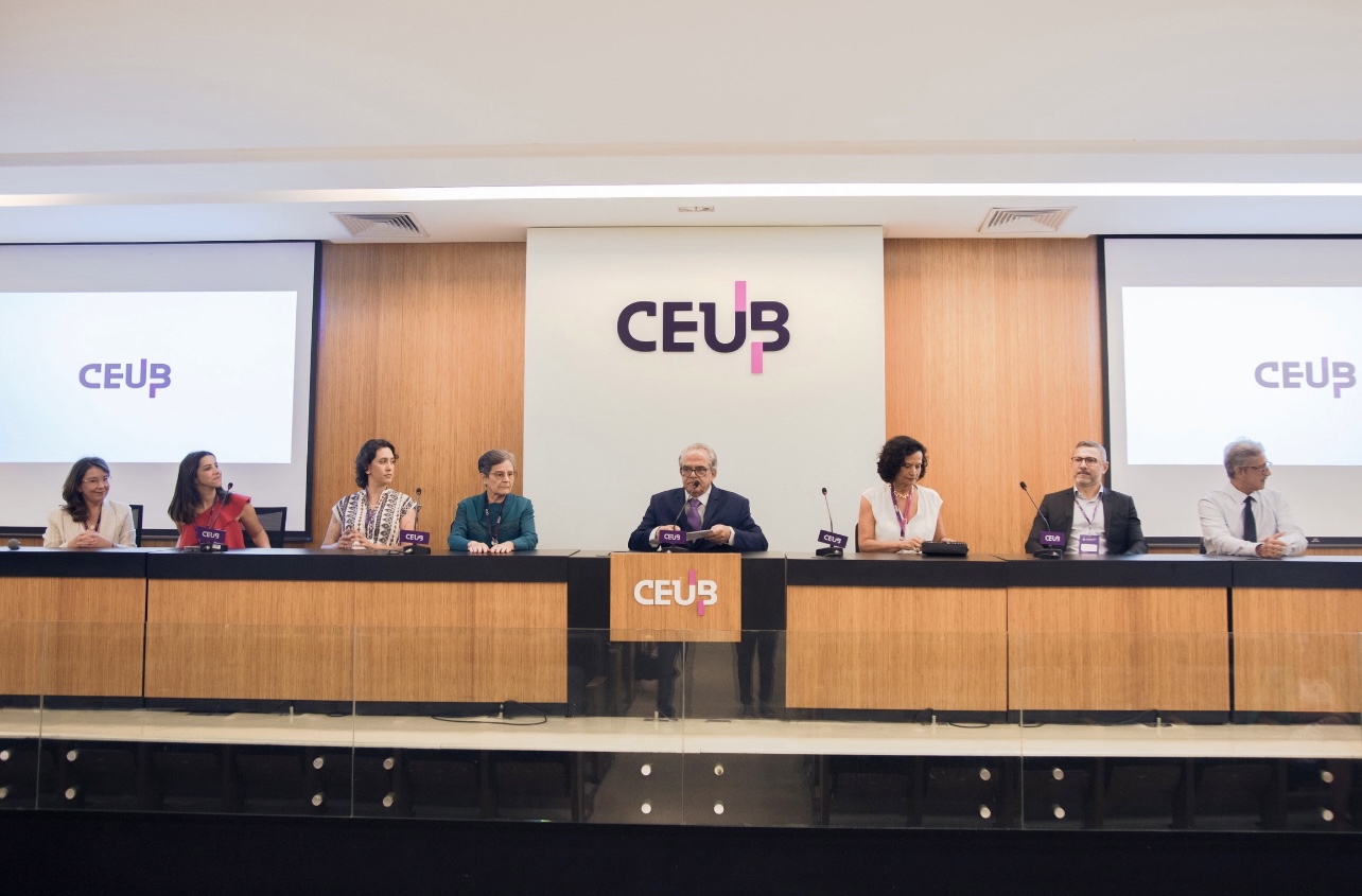 No Dia do Médico, CEUB celebra 10 Anos do Curso de Medicina com ...